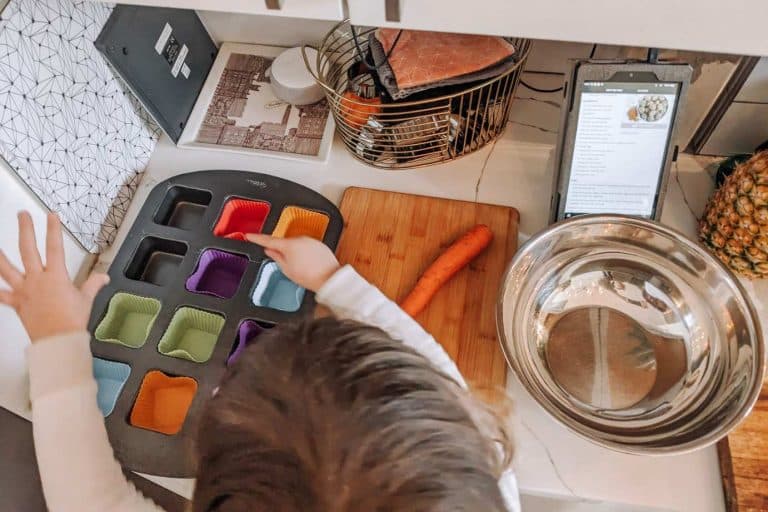 43 Best Cooking Activities for Preschoolers - Little Moon
